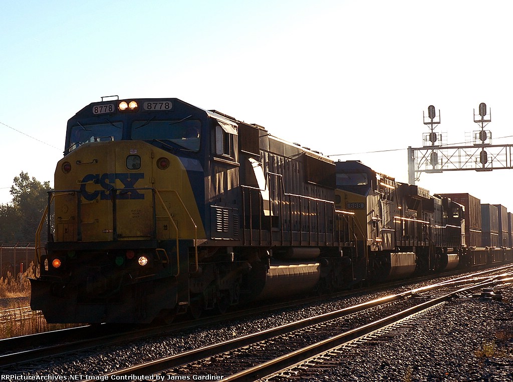 CSX Q16530